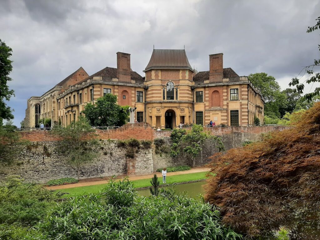 Top 10 Best Castles in London - Best In London